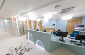 HUS - New Children's Hospital · Virtual Tour · In English